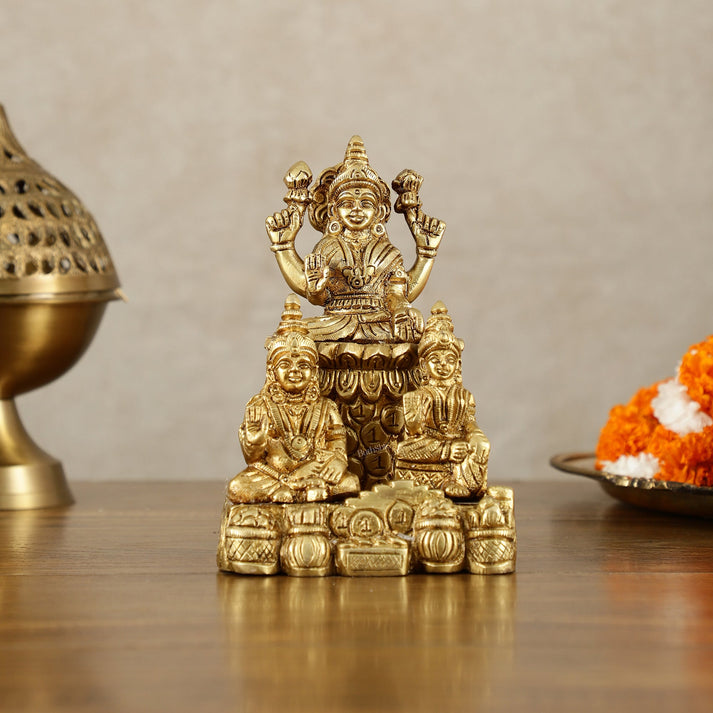Brass Handcrafted Lord Kuber with Goddess Lakshmi and Chitralekha | We ...