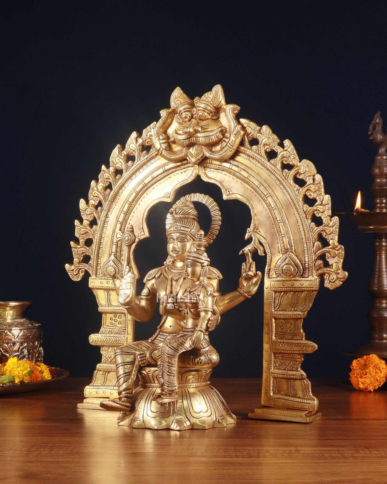 Brass Shiva & Parvati Seated Statue with Prabhavali Arch 17" – Budhshiv.com