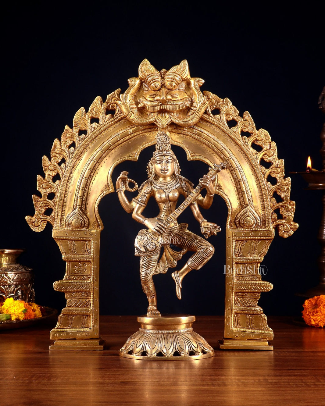 Buy traditional Brass Prabhavali - Budhshiv.com