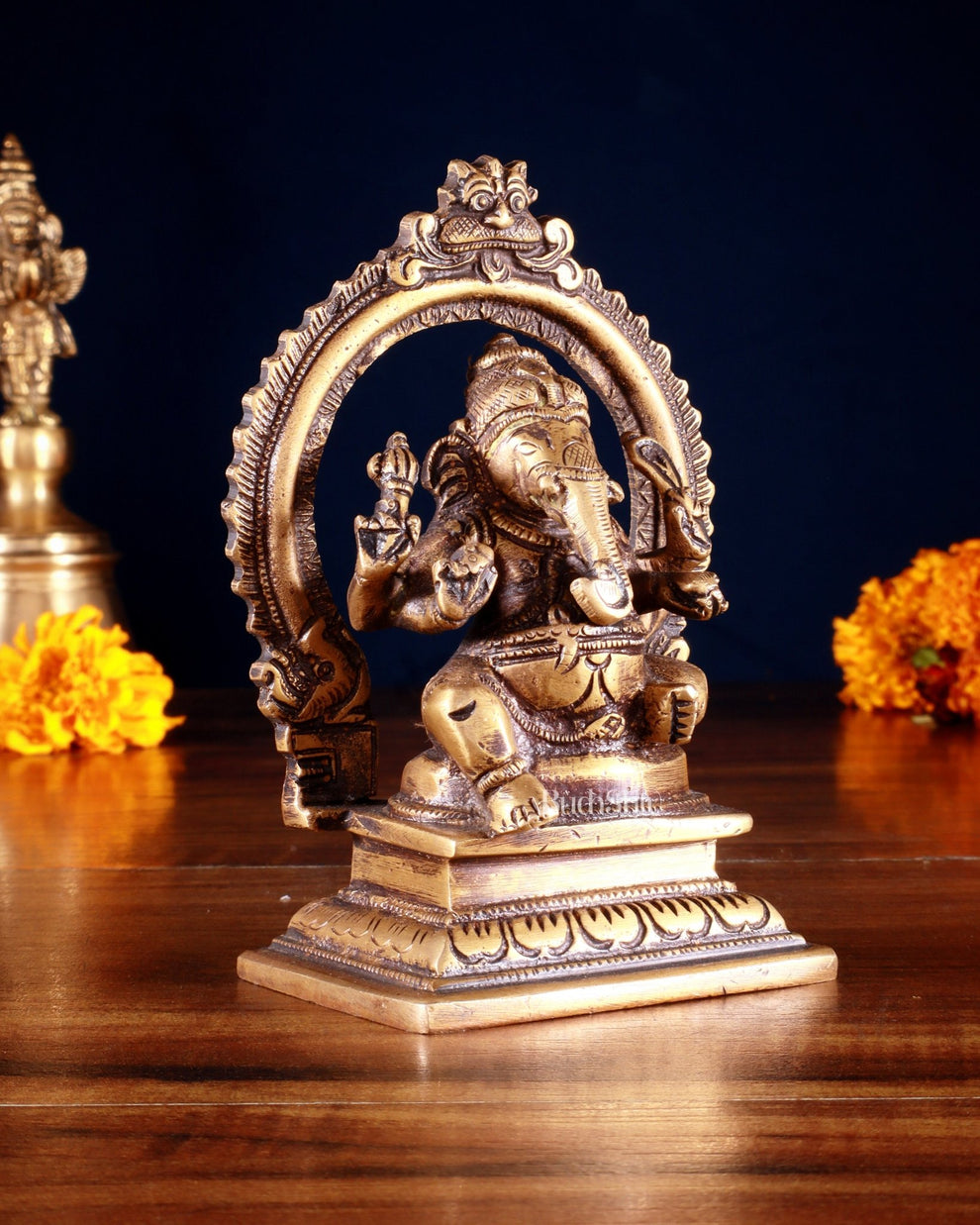 Brass Ganesha Idol with Right Trunk - 5" Height – Budhshiv.com