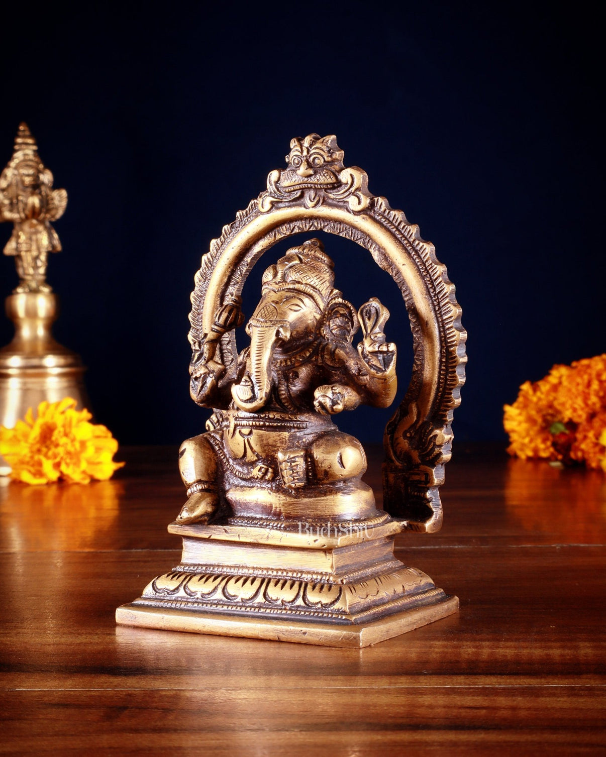 Brass Ganesha Idol with Right Trunk - 5" Height – Budhshiv.com